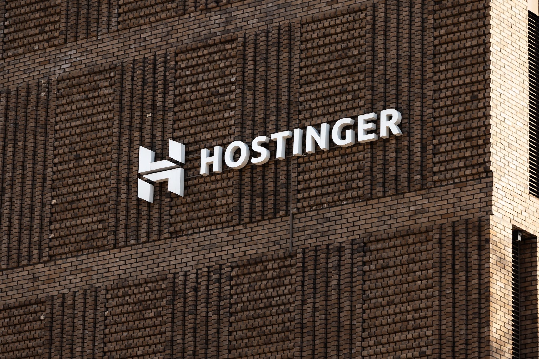 Hostinger enters Nigeria with AI and Naira payments